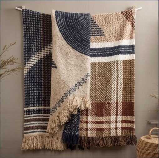 Façon originale d'utiliser un plaid pour un style unique - Fouta 619
